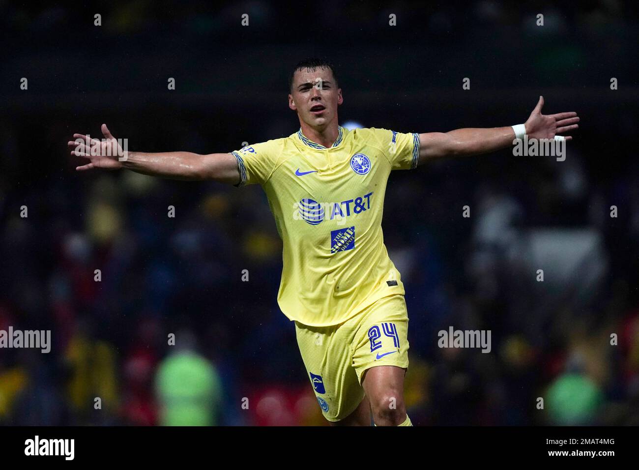 America's Federico Vinas celebrates scoring his side's 6th goal against ...
