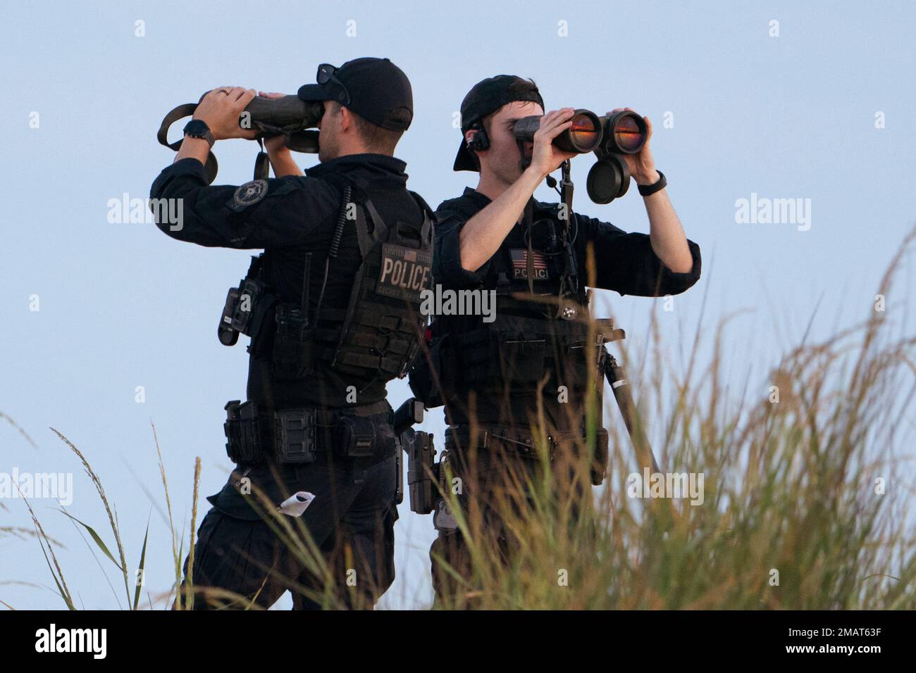 U.S. Secret Service Police officers providing security for the arrival ...