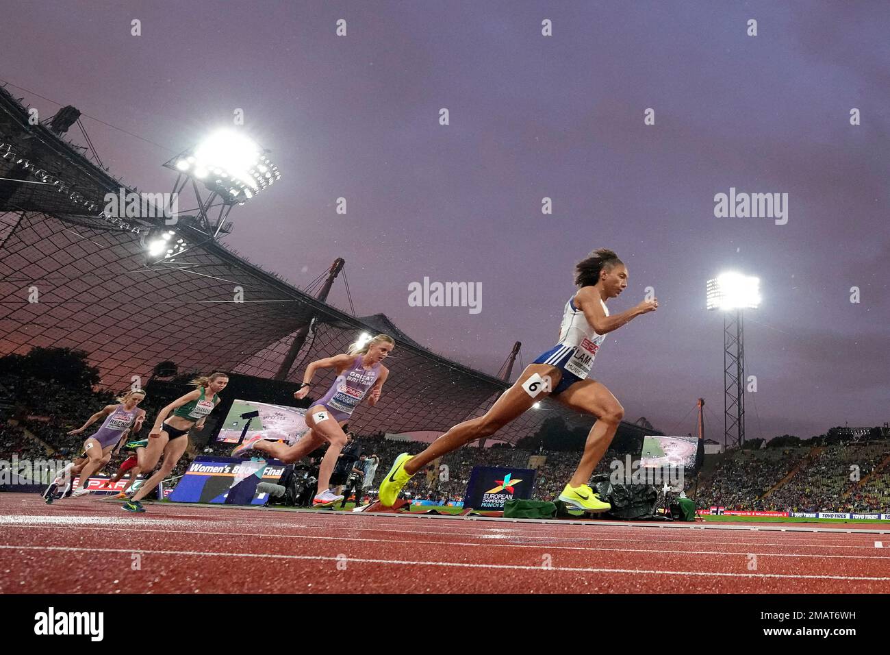 CORRECTS BYLINE - Renelle Lamote, of France, right, and Keely ...