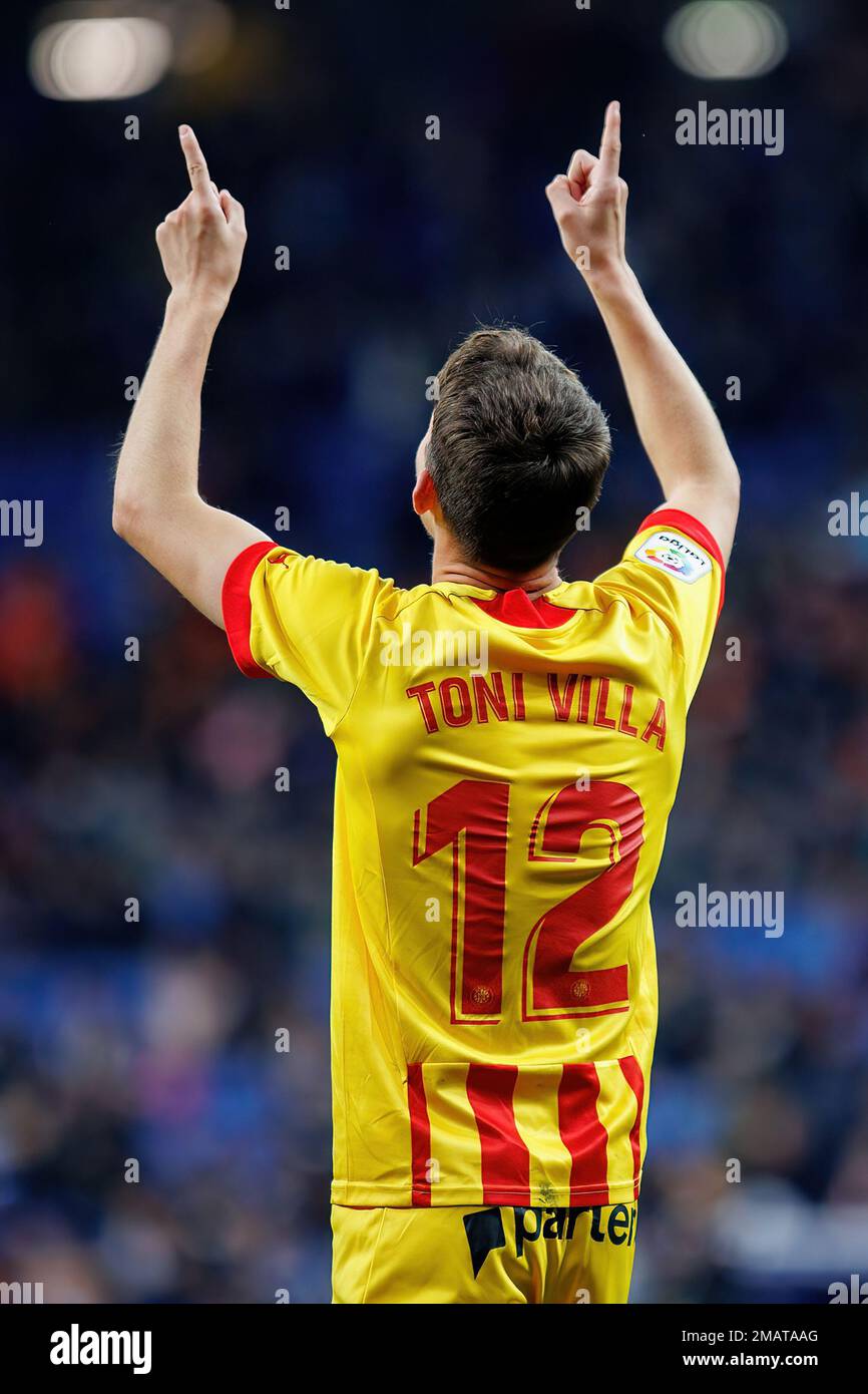 BARCELONA - JAN 7: Toni Villa celebrates after scoring a goal at the ...