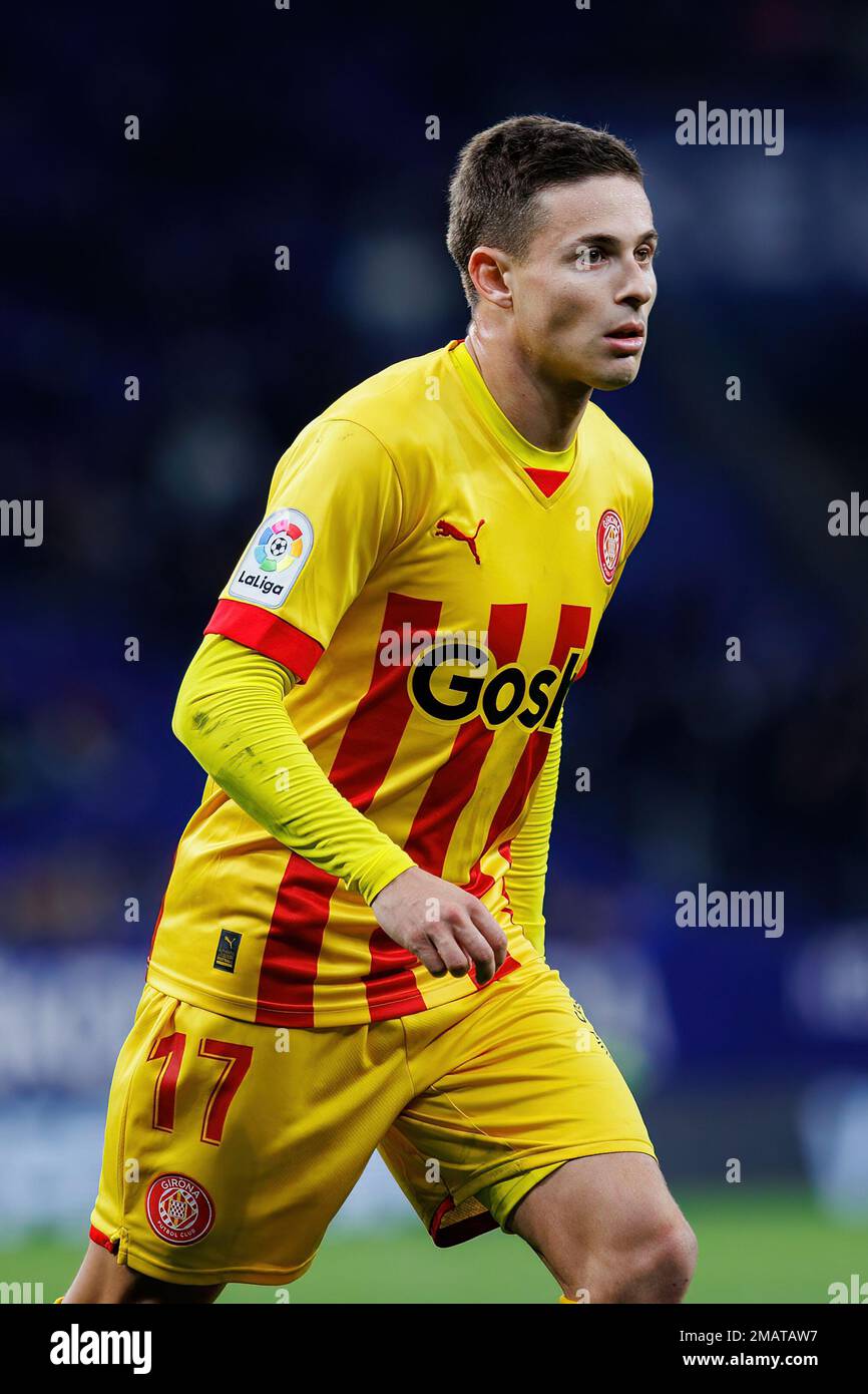 BARCELONA - JAN 7: Rodrigo Riquelme in action at the LaLiga match ...