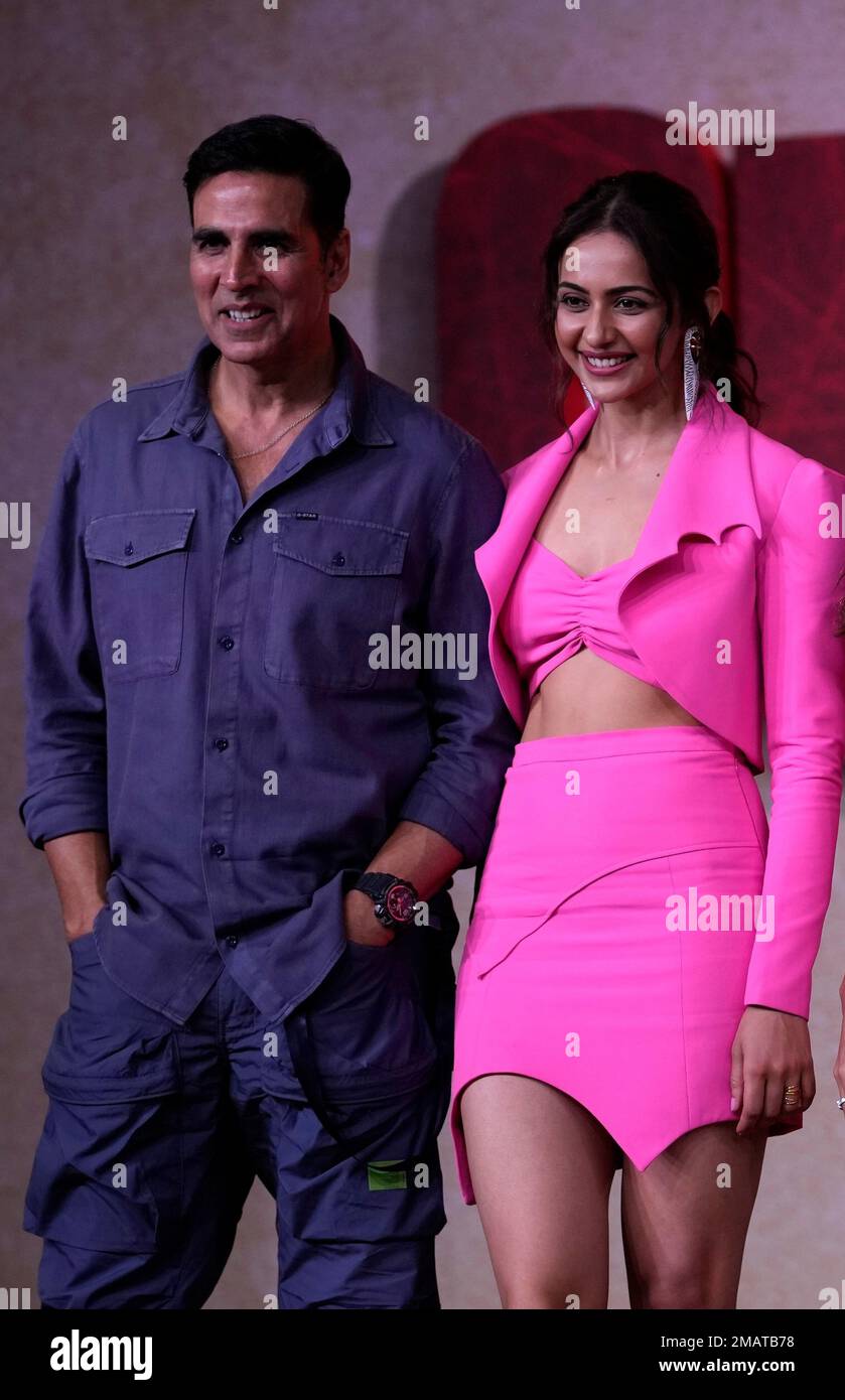 Akshay Kumar And His Wife 2022