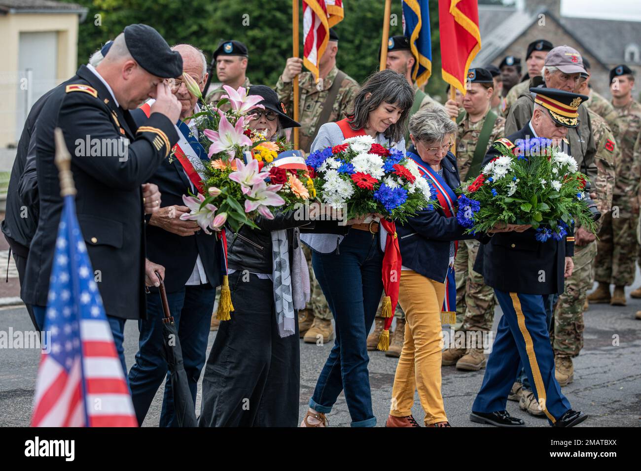 U.S. Army Soldiers, Carver McGriff a U.S. Army Veteran of the 90th ...