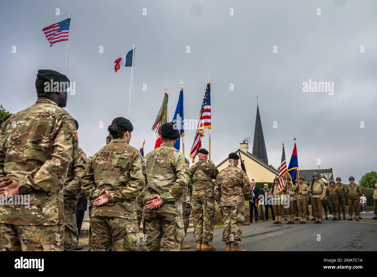 U.S. Army Soldiers assigned to 1st Battalion, 8th Infantry Regiment ...