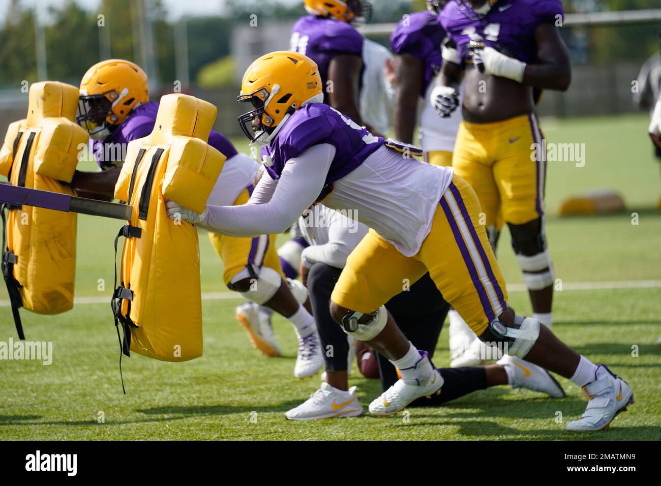 LSU defensive tackle Deshaun Richardson runs through drills during ...