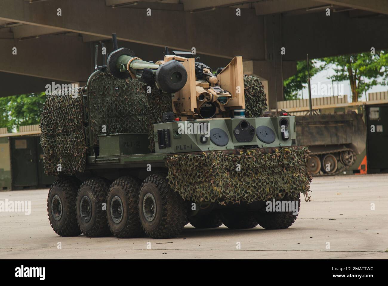 U.S. Soldiers assigned to 1st Battalion, 4th Infantry Regiment are ...