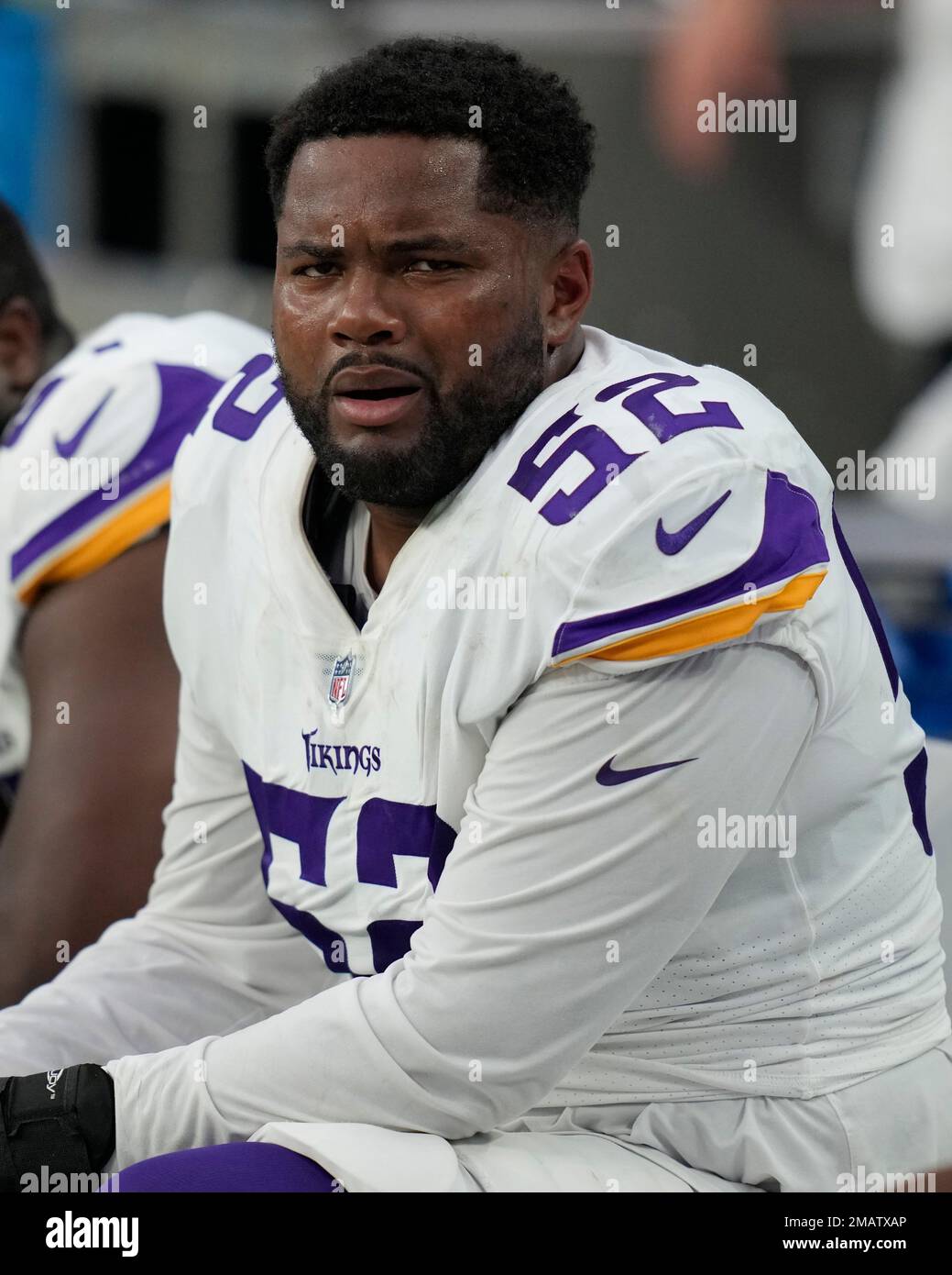 Minnesota Vikings guard Wyatt Davis (52) against the Las Vegas Raiders ...