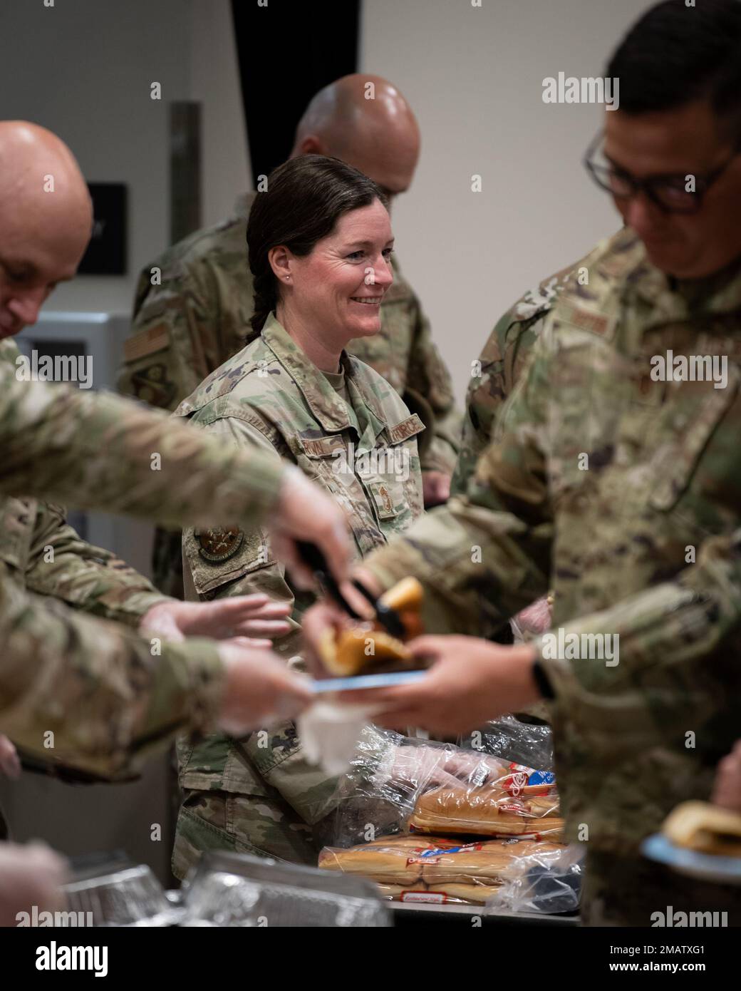 The 138th Fighter Wing provides lunch in the form of a Burger Burn at ...