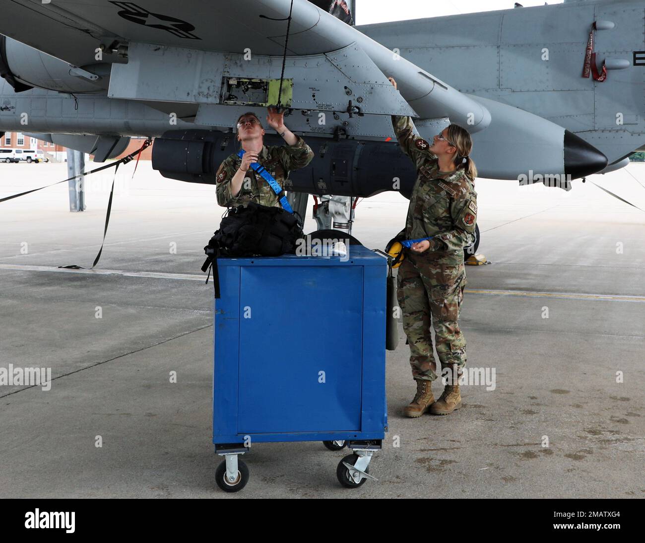 Airman 1st Class Alana Bihlmeyer and Staff Sgt. Erin Johnston of the ...