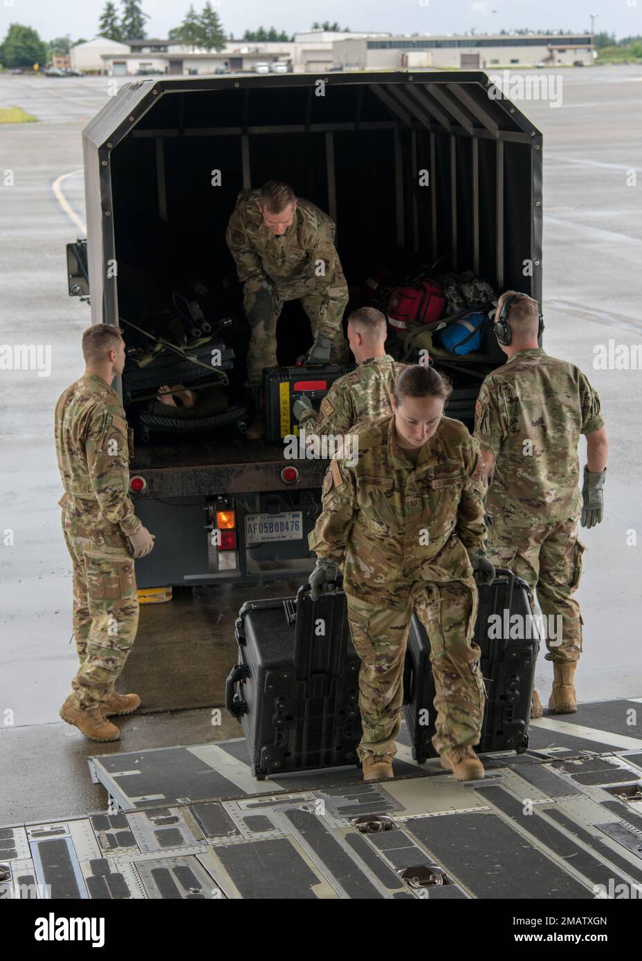 Reserve Citizen Airmen assigned to the 446th Aeromedical Evacuation ...