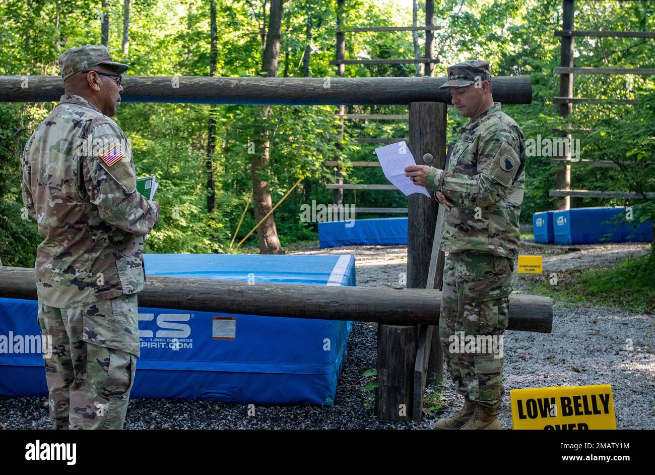 Sgt. Jason Ledbetter, right, an instructor with Company B, 399th ...