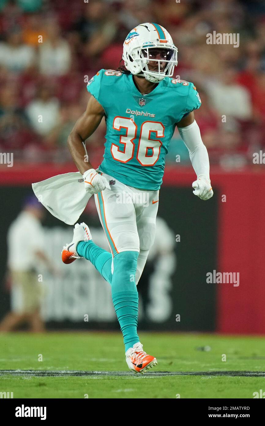 Miami Dolphins cornerback Quincy Wilson (36) runs to cover a kick off ...