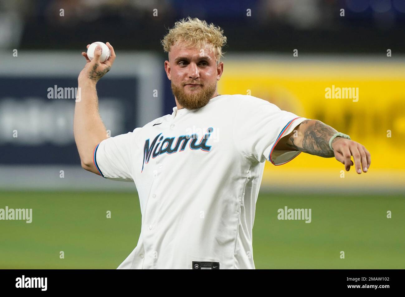 Boxer Jake Paul throws the ceremonial first pitch before a baseball ...