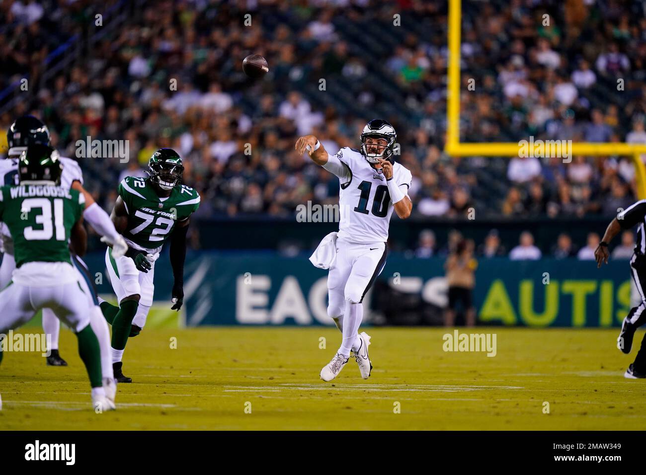 Philadelphia Eagles' Gardner Minshew in action during a preseason NFL football game, Friday, Aug ...