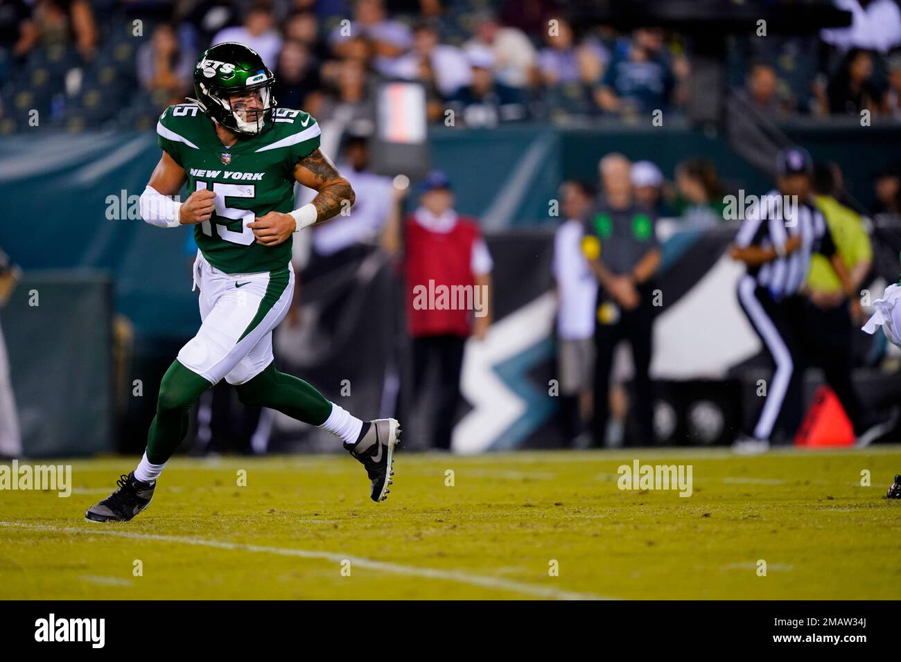 New York Jets' Chris Streveler in action during a preseason NFL ...