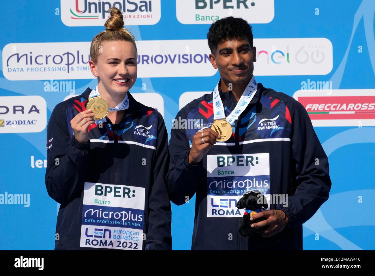 Britain's Kyle Kothari and Lois Toulson celebrate after winning the ...