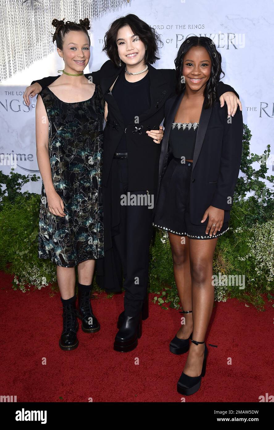 Sofia Rosinsky, Riley Lai Nelet and Camryn Jones arrive at the premiere ...