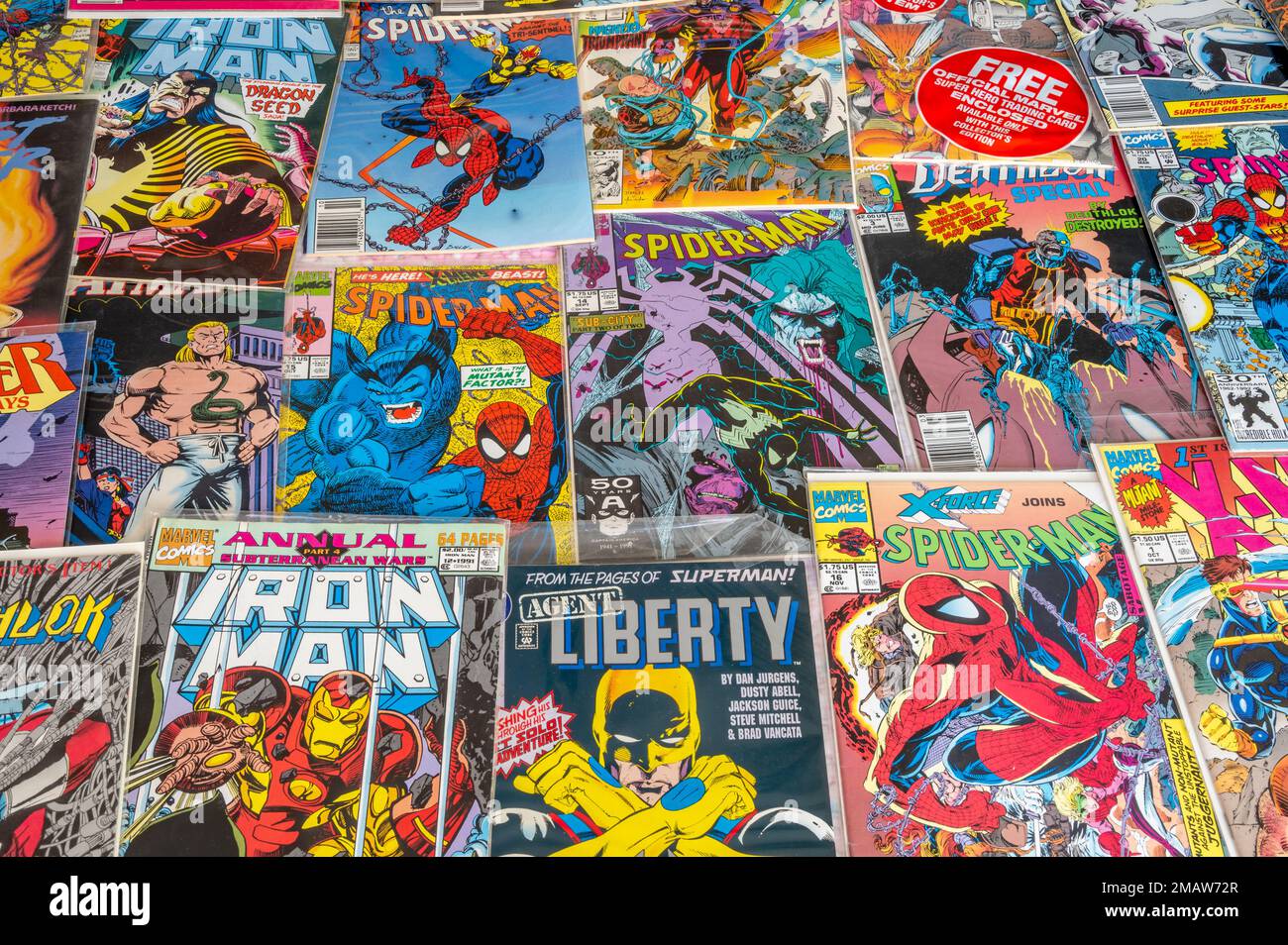 Comic book cover hi-res stock photography and images - Alamy