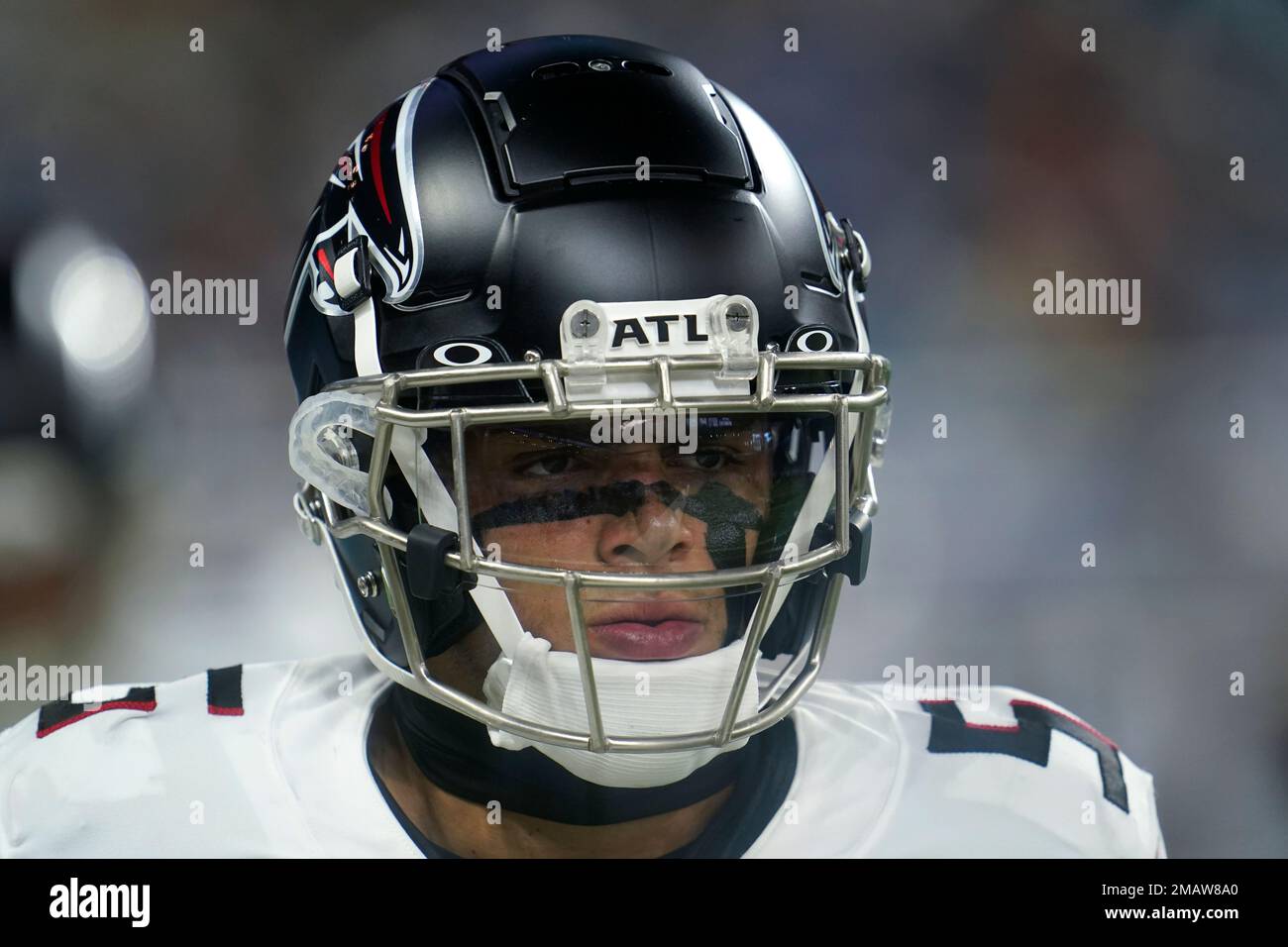 Atlanta Falcons wide receiver Drake London (5) watches during a ...