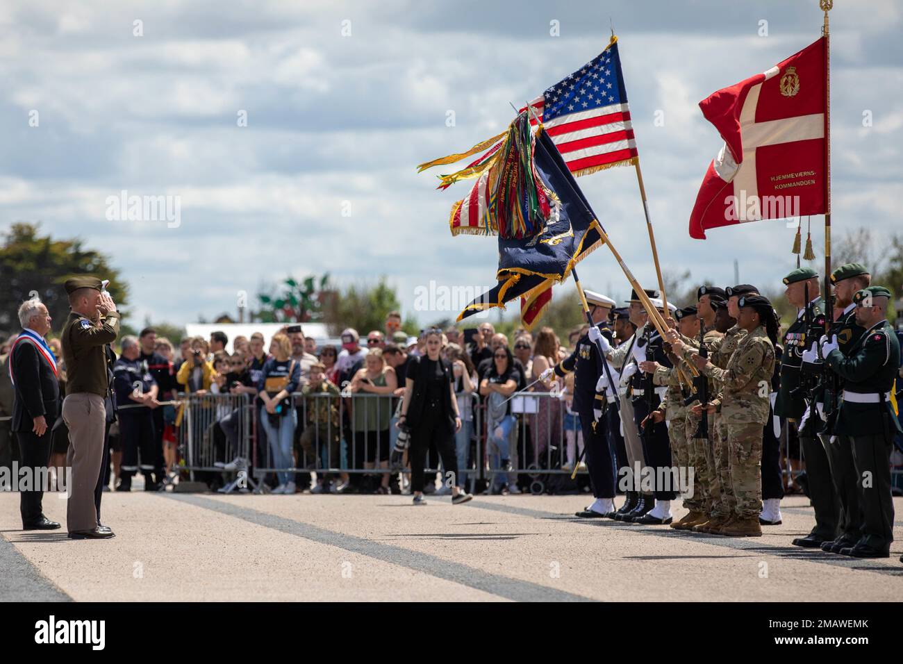 U.S. Army Maj. Gen. Andrew M., Rohling, commanding general of the U.S ...