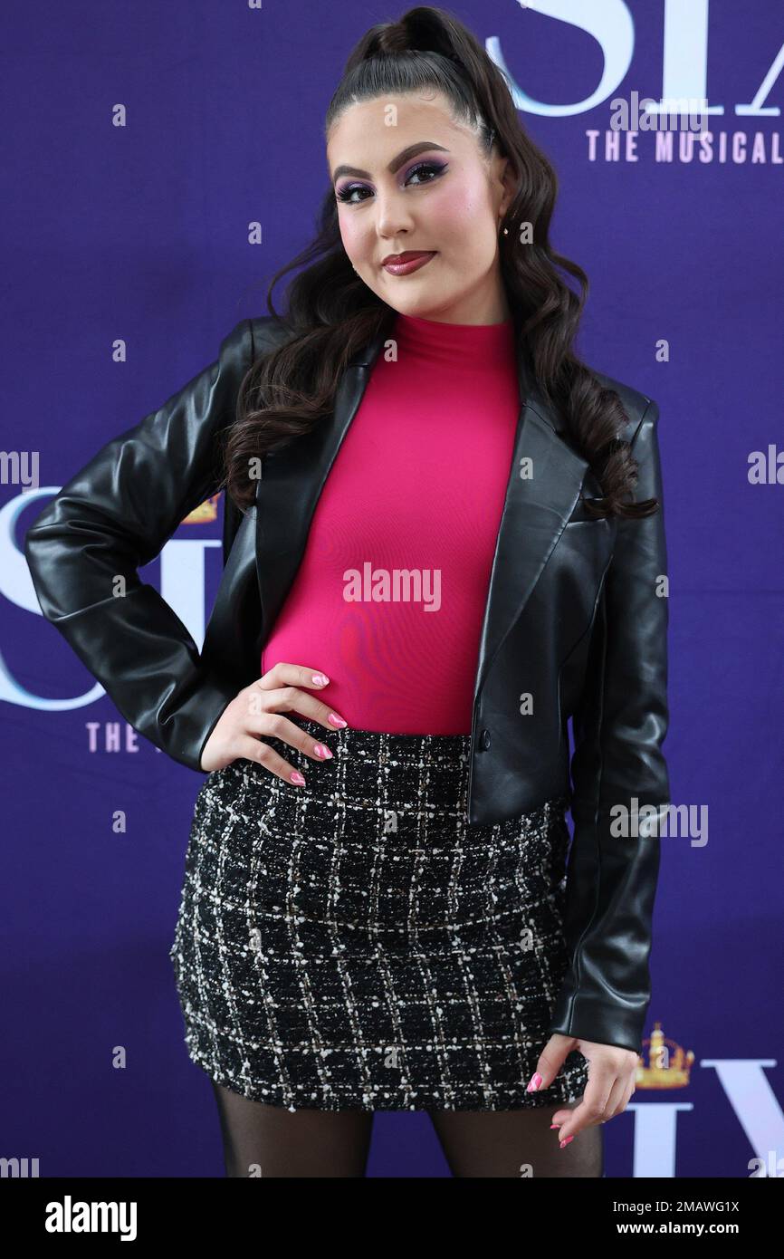 New York, NY, USA. 19th Jan, 2023. Zoe Jensen Photo Call for SIX The ...