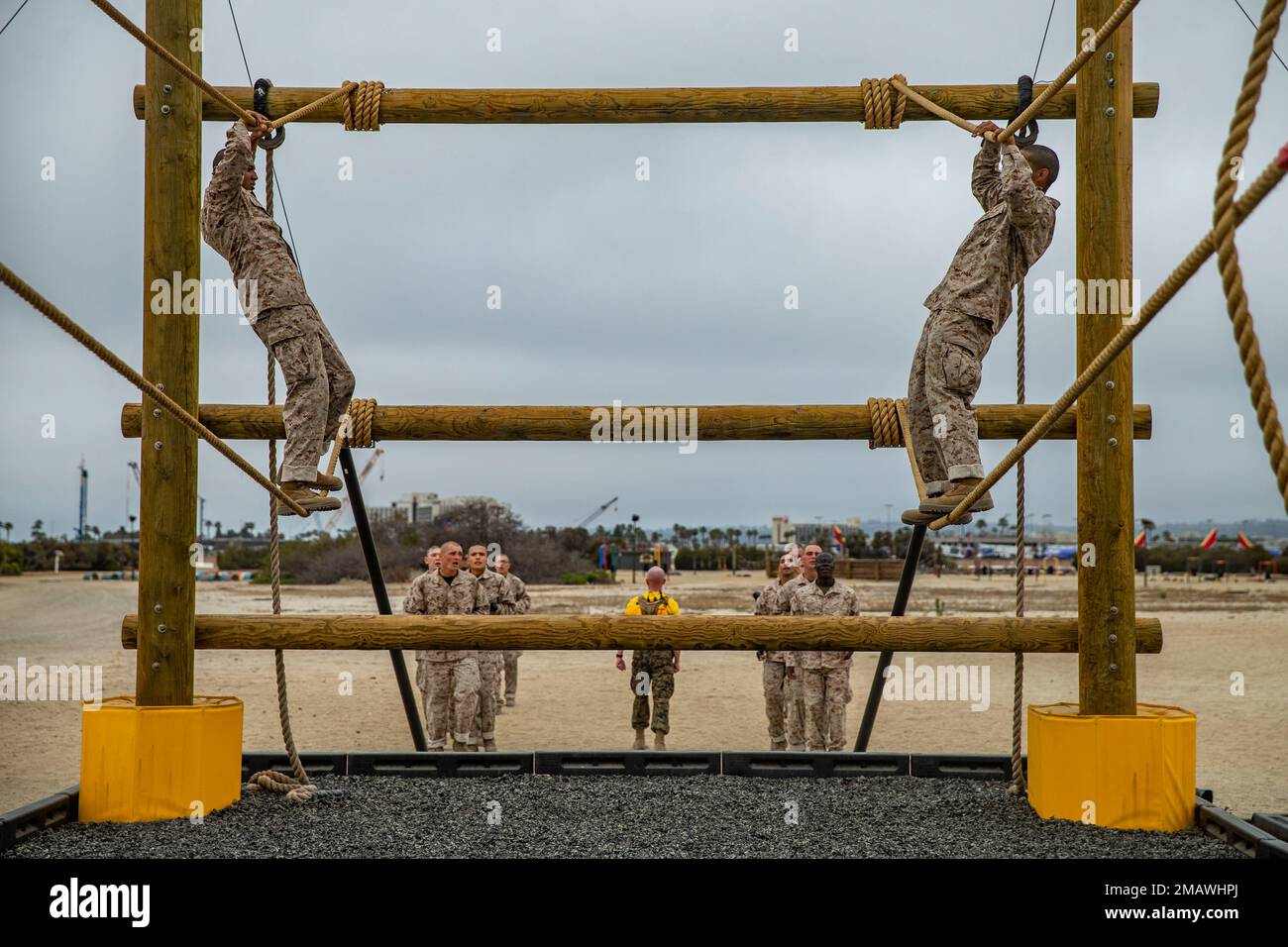 U.S. Marine Corps recruits with Hotel Company, 2nd Recruit Training ...
