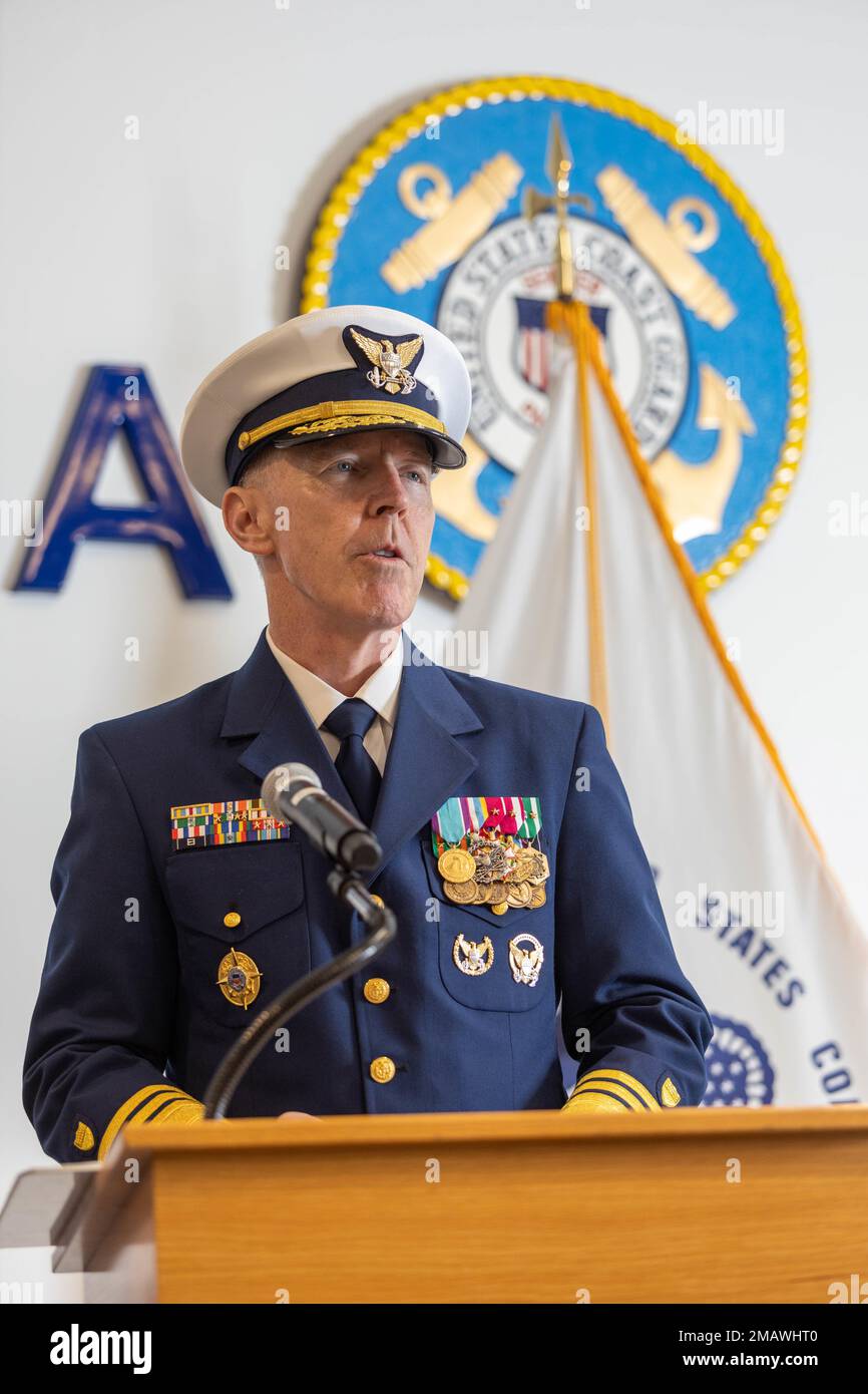 Command master chief cmc hi-res stock photography and images - Alamy