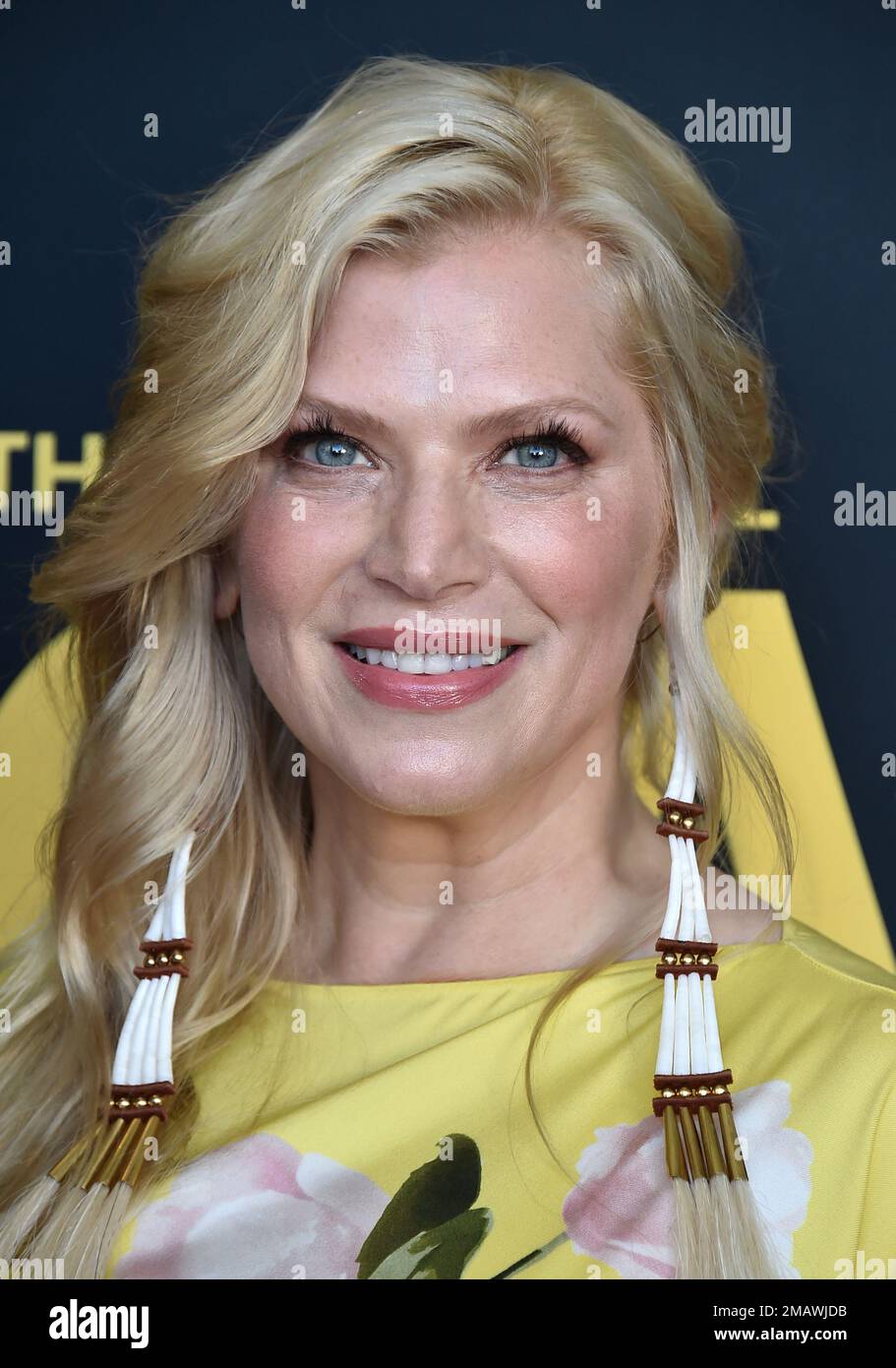 Shannon Kring arrives at the 2nd annual Hollywood Critics Association ...