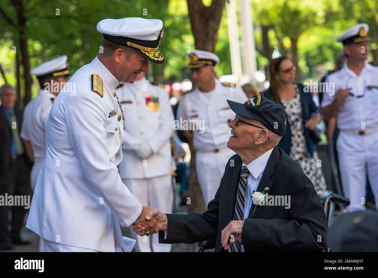 220606-N-DD308-1442 WASHINGTON (June 06, 2022) -- Chief of Navy Reserve ...