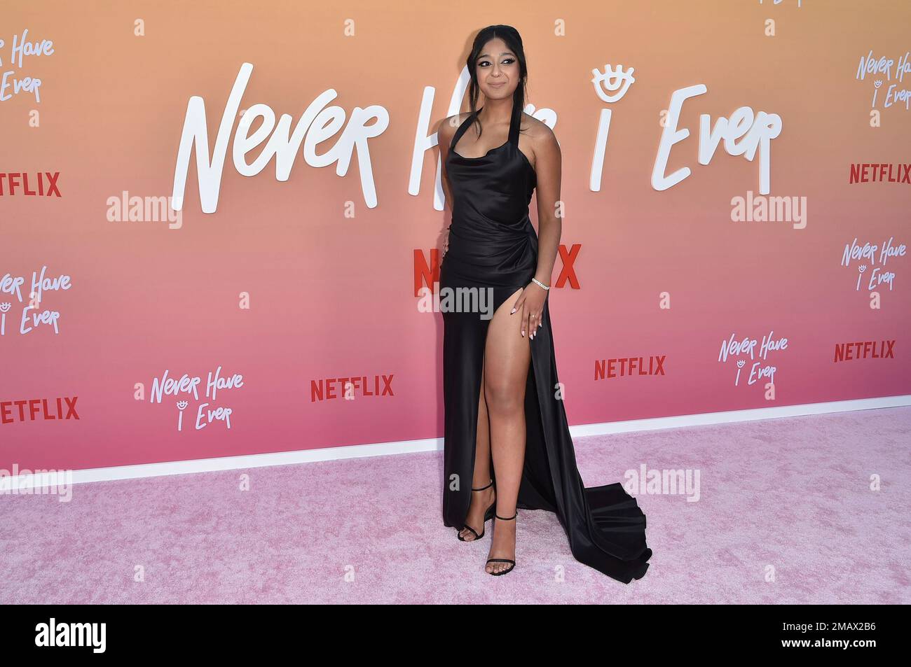 Maitreyi Ramakrishnan arrives at the Season 3 premiere of "Never Have I ...