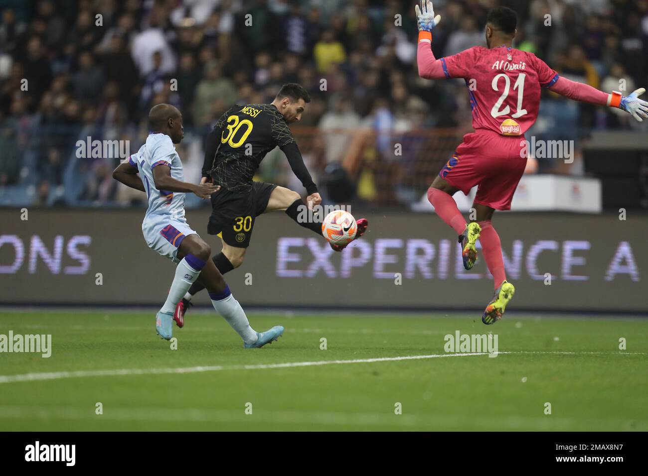 Riyadh, Saudi Arabia. 19th Jan, 2023. Paris Saint-Germain's Lionel ...