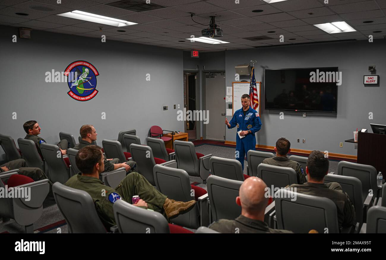 Nasa Commander Wings