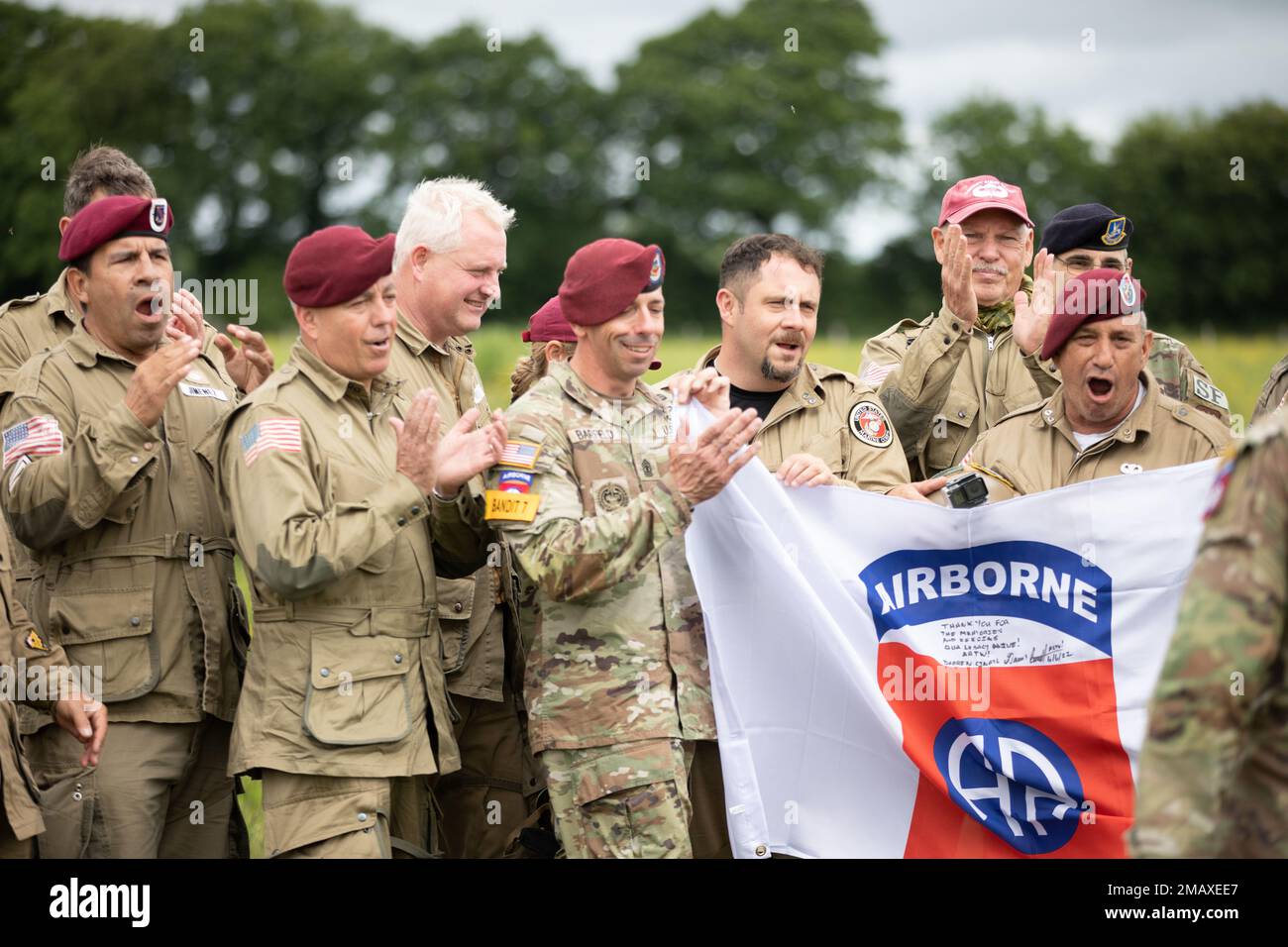 The Liberty Jump Team, both Active Duty and retired Military Personnel ...