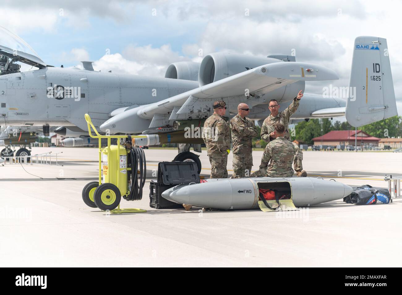 Airmen with the 124th Aircraft Maintenance Squadron launch, recover ...