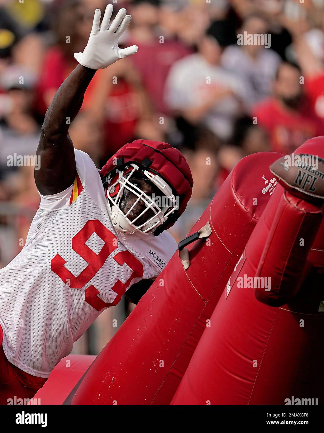Kansas City Chiefs defensive end Azur Kamara participates in a drill ...