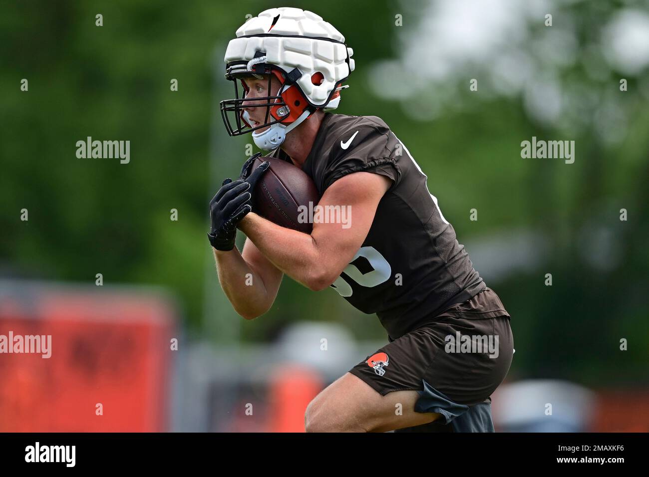 Cleveland Browns tight end Harrison Bryant runs during an NFL football ...