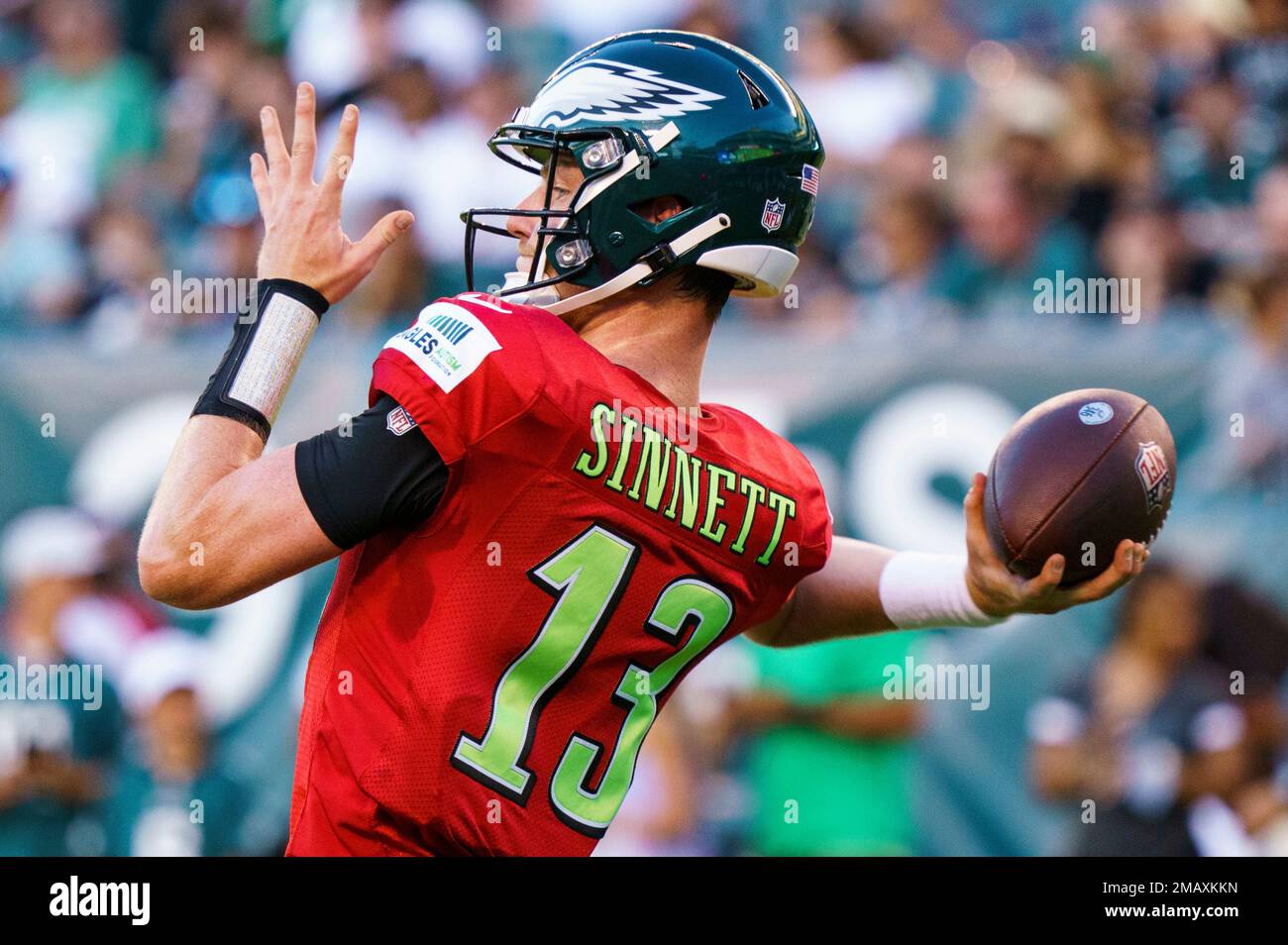 Philadelphia Eagles' Reid Sinnett in action during practice at NFL ...