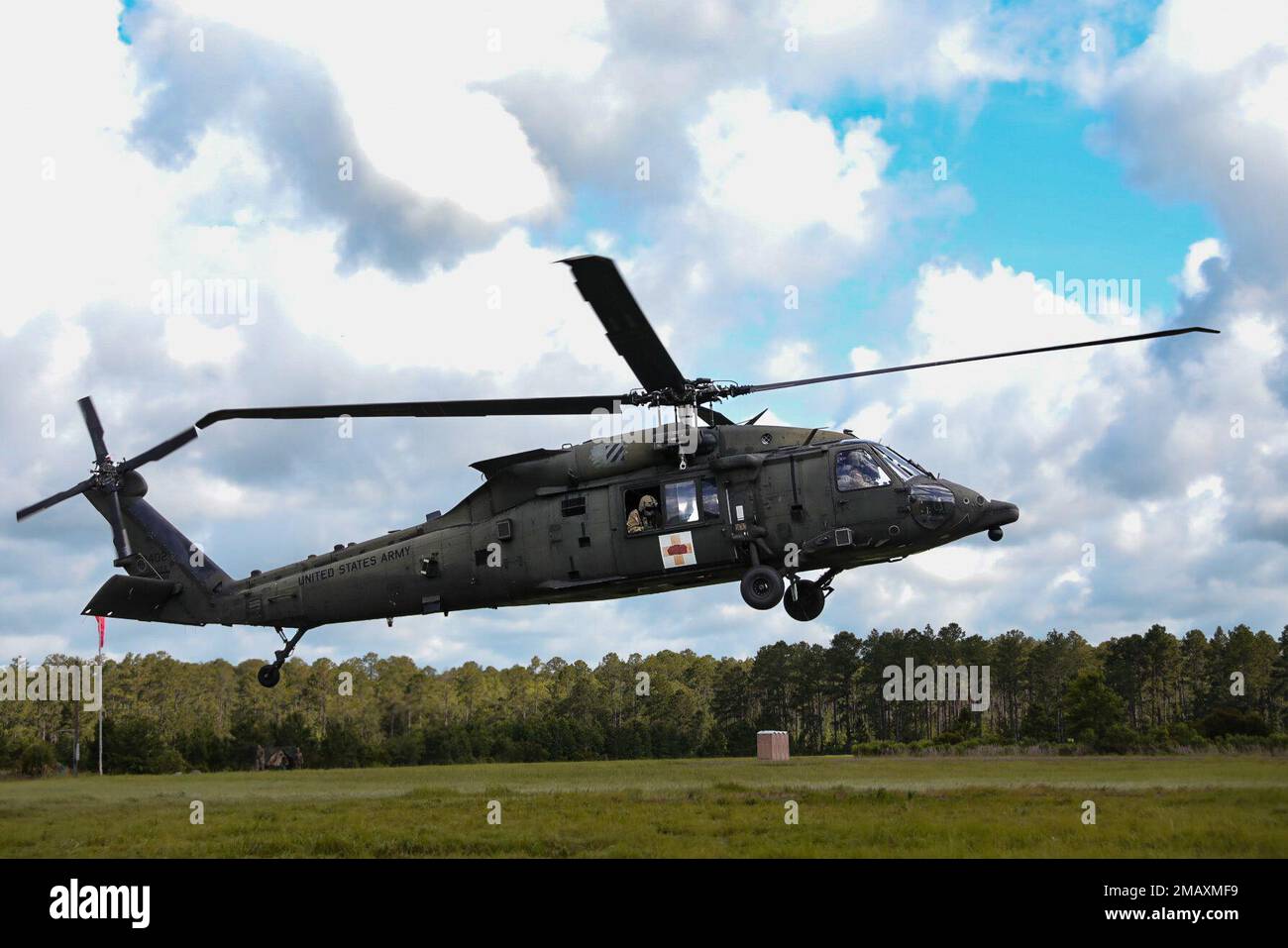 Soldiers assigned to Apex Company, 63rd Expeditionary Signal Battalion ...