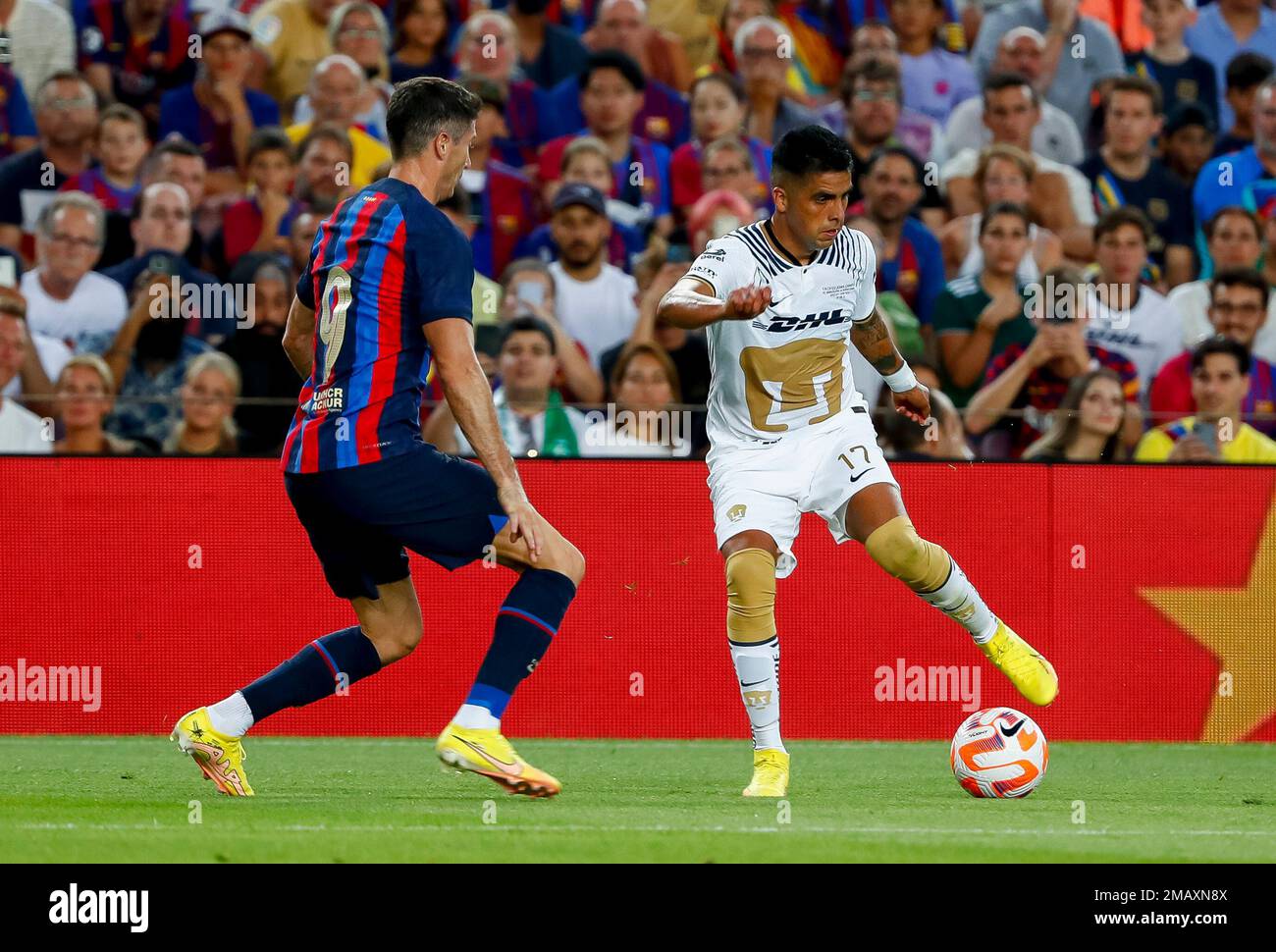 Mexico's Pumas Leonel Lopez, right, controls the ball during the Joan ...