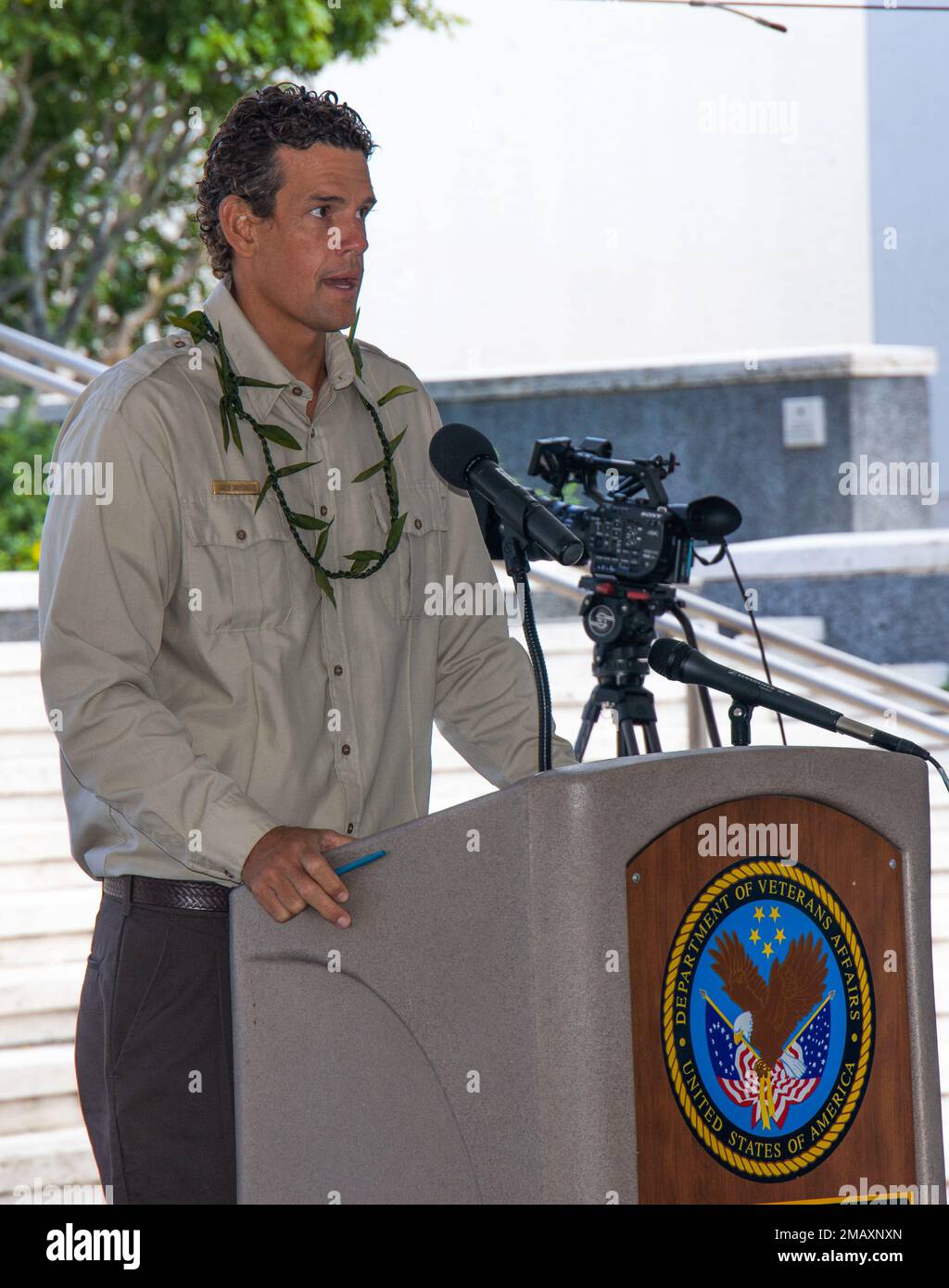 Jared Underwood, superintendent of Papahanaumokuakea Marine National ...