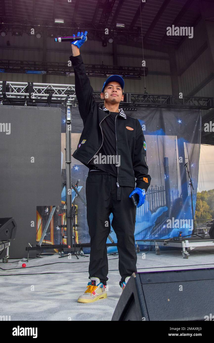 The Future Kingz perform with The X-Ecutioners during the 2022 ...