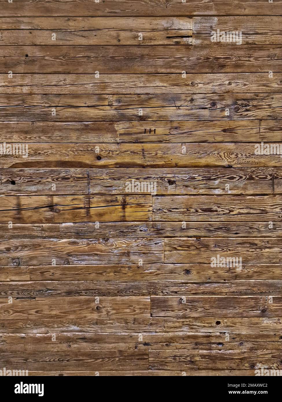 Timber tabletop hi-res stock photography and images - Alamy