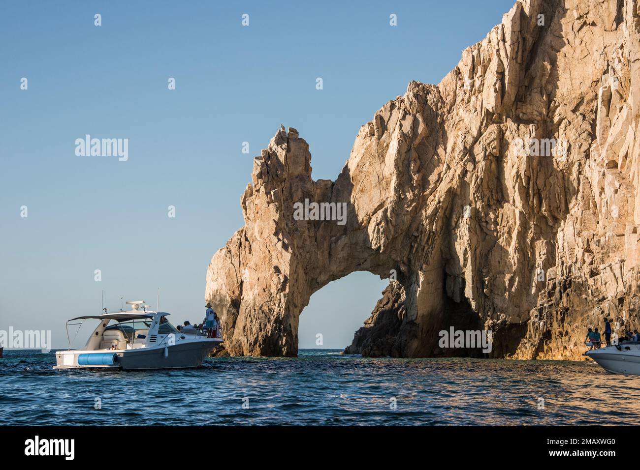 The Cabo Arch is one of the most popular attractions for tourists and ...