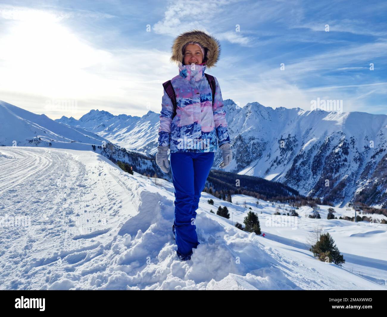 Snow adventure hi-res stock photography and images - Alamy