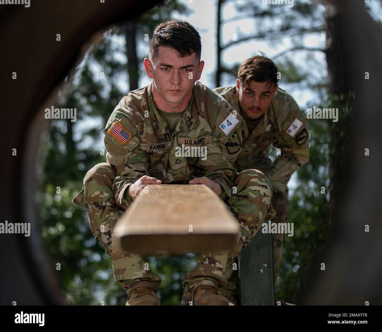 525th military intelligence brigade hi-res stock photography and images ...
