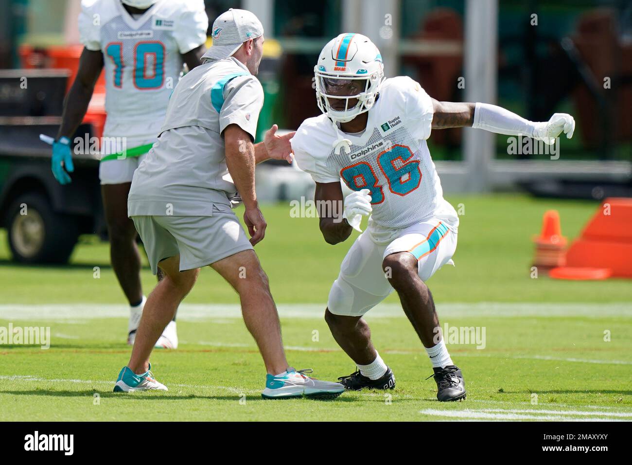 Miami Dolphins wide receiver Braylon Sanders (86) runs during drills at ...