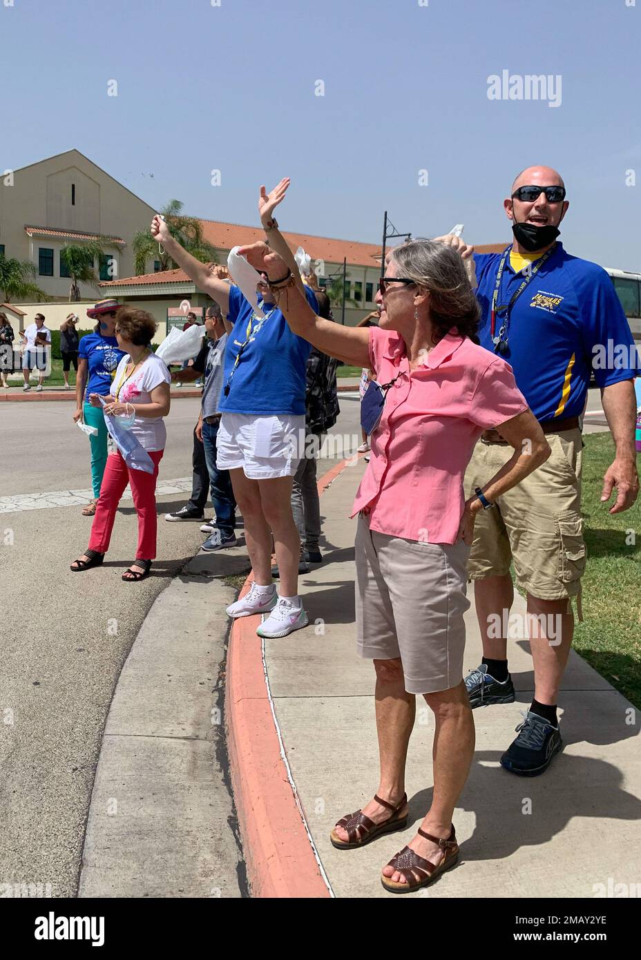 220607-N-UX196-1013 NAVAL AIR STATION SIGONELLA, Italy (Jun. 7, 2022 ...