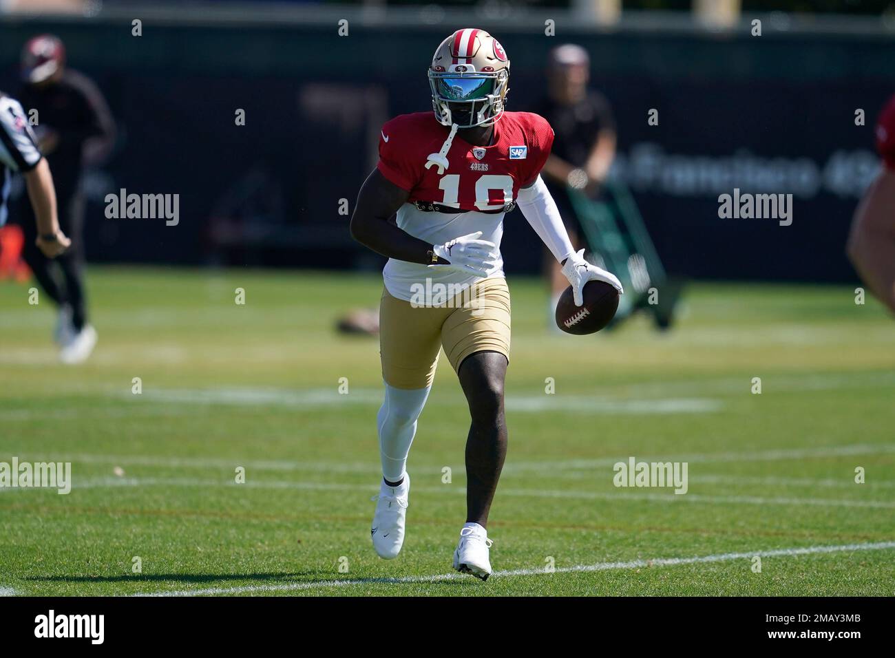 San Francisco 49ers wide receiver Deebo Samuel takes part in drills at ...