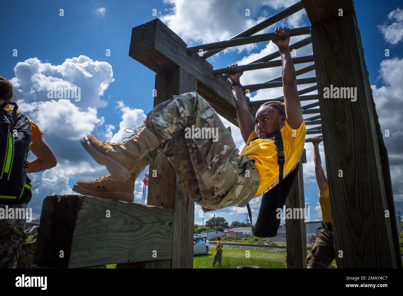 Junior Reserve Officer Training Corps cadets compete in the obstacle ...