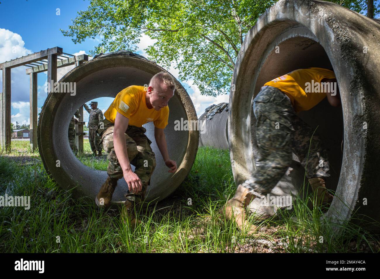 Junior Reserve Officer Training Corps cadets compete in the obstacle ...